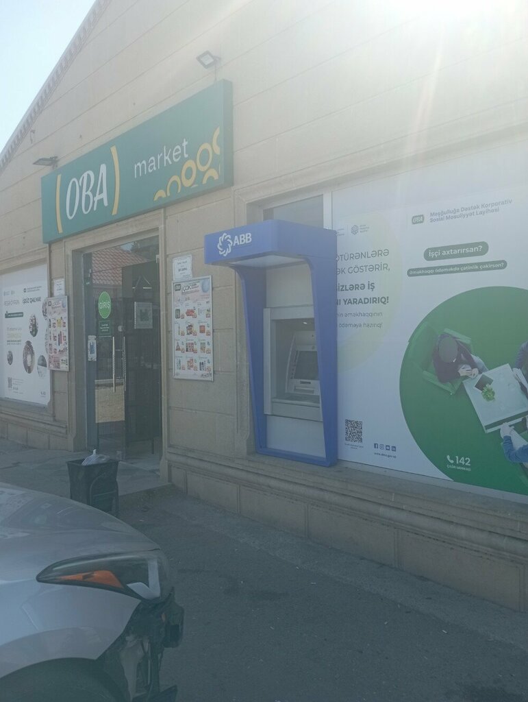 ATM'ler International Bank, Bakü, foto