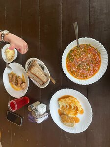Сова (Shosseynaya ulitsa No:36А, posyolok pri stantsii Olgokhta), kafe  Yahudi Özerk Bölgesi'nden