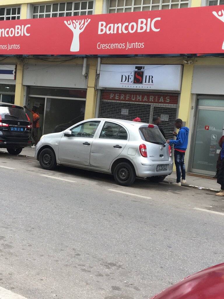 Kozmetik ve parfümeri mağazaları Desír Coqueiros, Loanda, foto