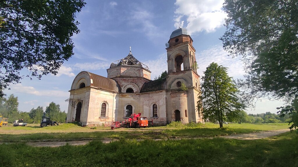 Ortodoks kiliseleri Церковь Николая Чудотворца в Боболях, Kalujskaya oblastı, foto
