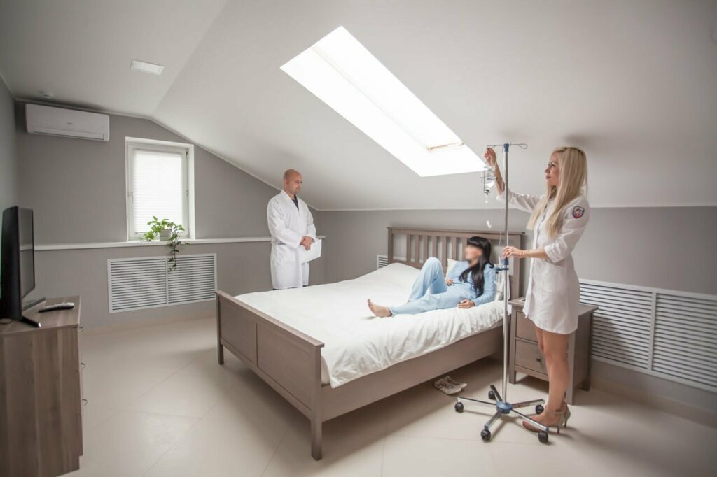 Acil tıbbi yardım hizmeti Станция скорой помощи, автопарк, Zvenigorod, foto