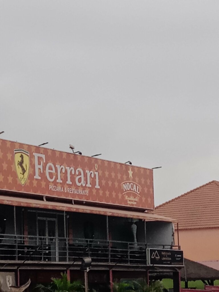 Kafe Ferrari Luanda sul, Loanda, foto