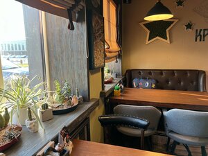 Kafe-Bar Krutoe Pike (ulitsa Lenina No:23), bar  Buzuluk'tan