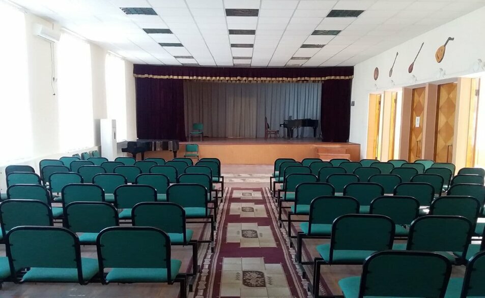 Müzik okulları ve konservatuarlar Children's Music and Art School № 4, , foto