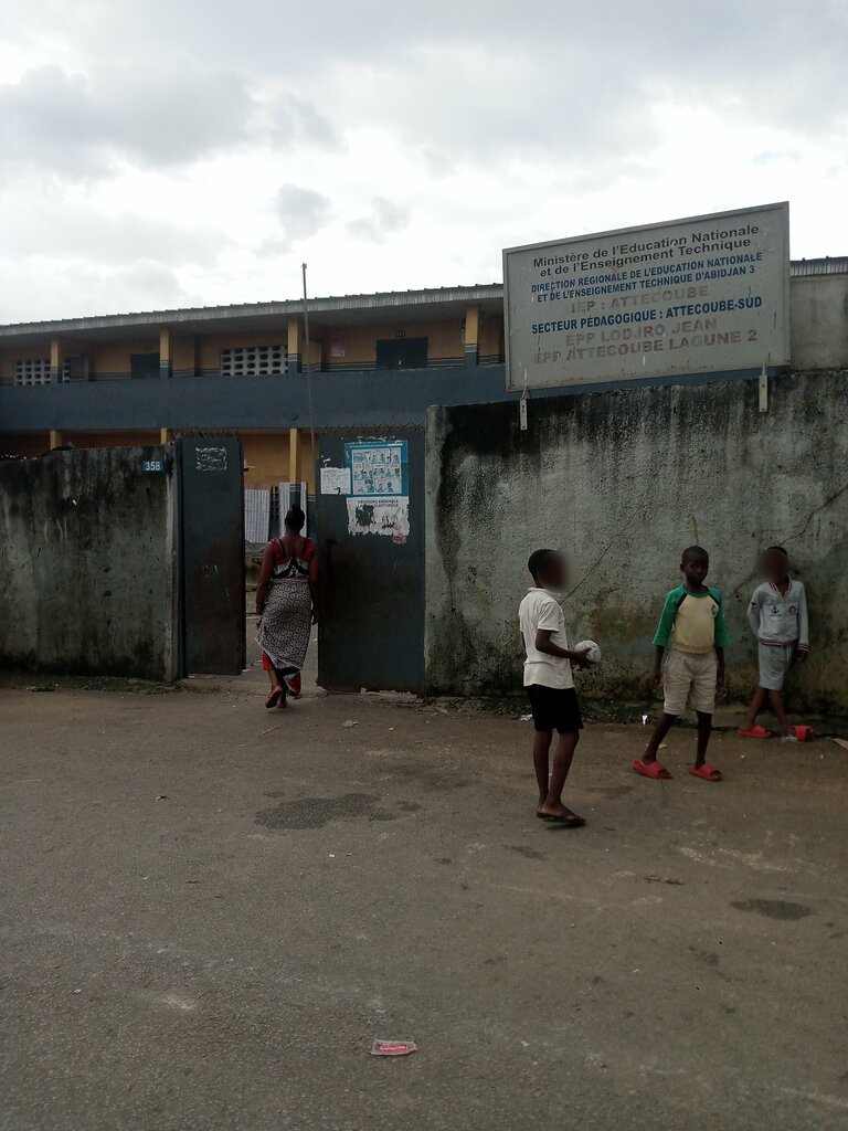 Eğitim merkezleri Lodjro Jean Public Primary School, Abican, foto