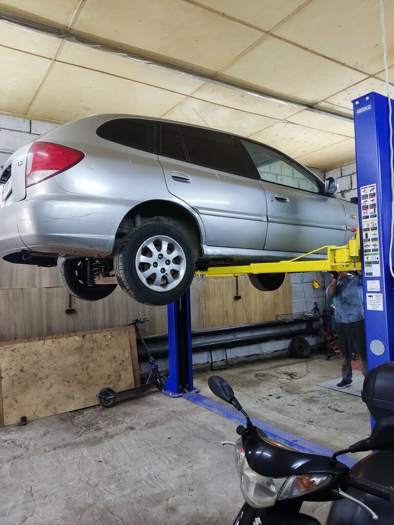 Otomobil servisi АвтоСервис, Şçolkovo, foto