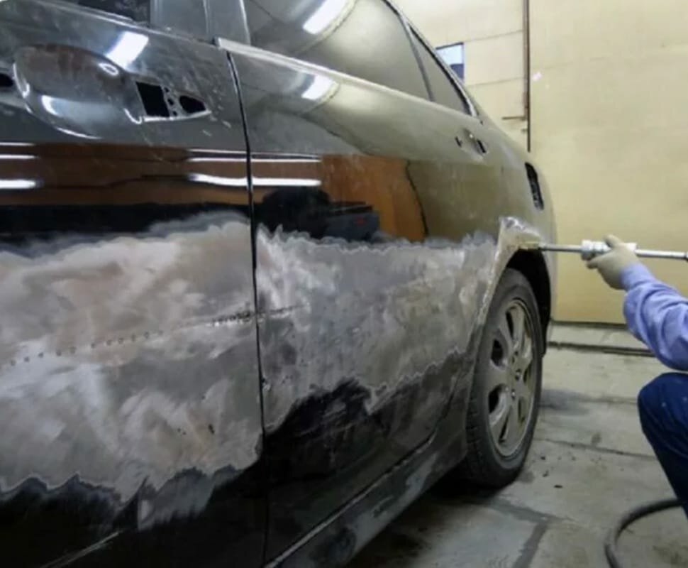 Araba boyama G&d auto, Moskova, foto