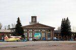 Spilve Havalimanı (Riga, Daugavgrivas Highway), havaalanları  Riga'dan