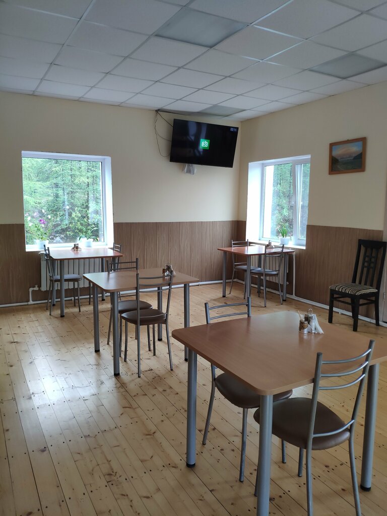 Kantin, yemekhane Карамкен, Magadan Bölgesi, foto