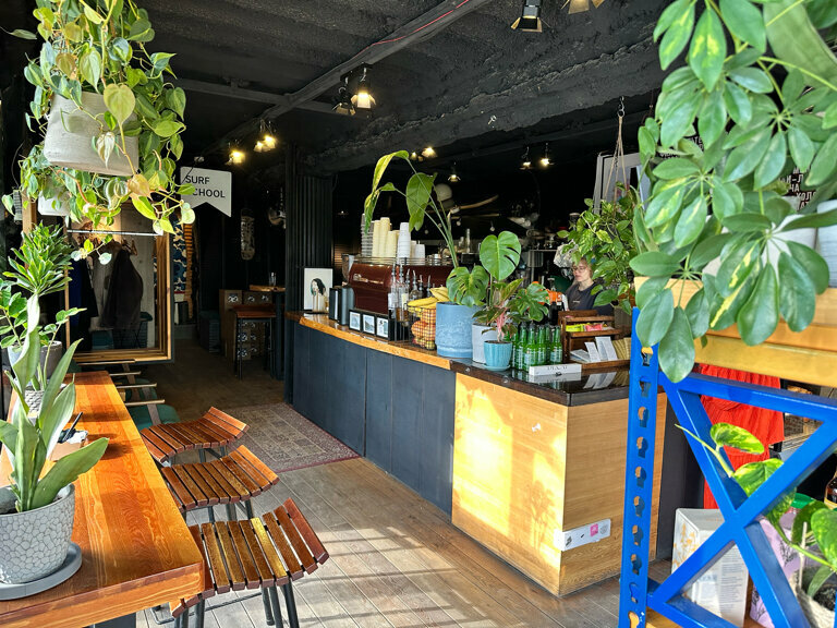 Kahve dükkanları Surf Coffee X Shore, Krasnogorsk, foto