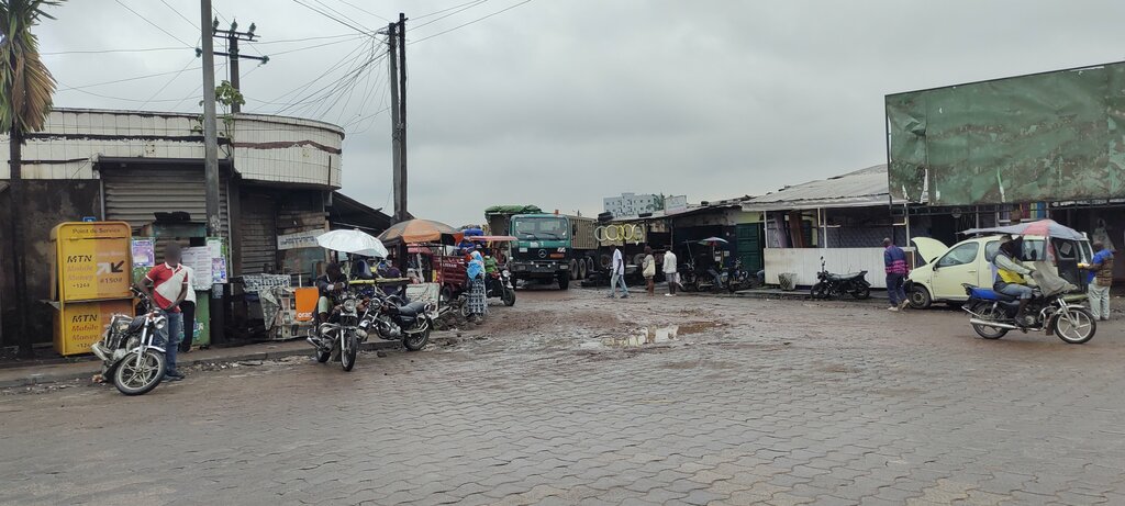 Spor kulüpleri Petit Stade, Douala, foto