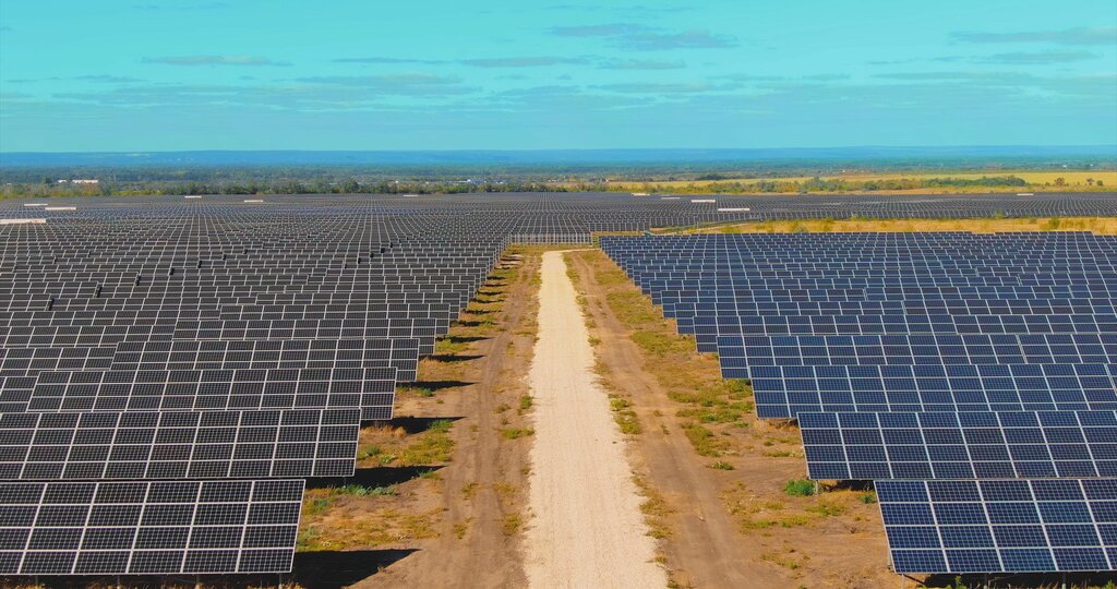 Elektrik santrali Самарская солнечная электростанция, Novokuybyşevsk, foto