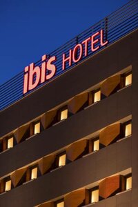 İbis İzmir Alsancak (İzmir, Konak, Atatürk Cad., 410), otel  İzmir'den