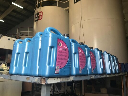 Yağlama ürünleri Lubplus Lubricants and Grease, Dubai, foto