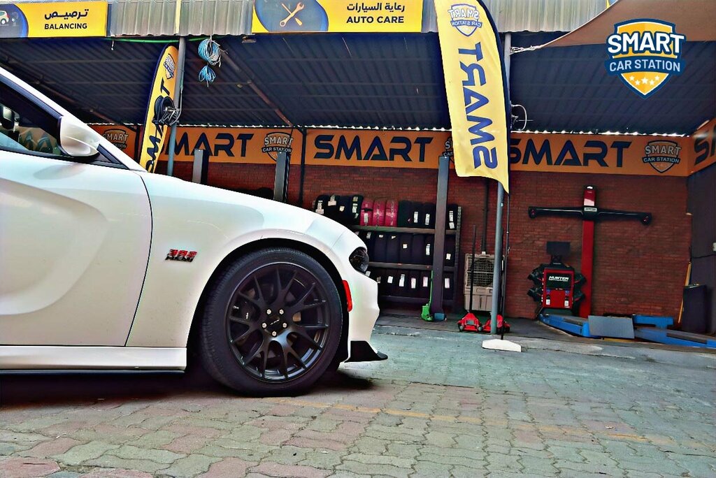 Otomobil servisi Smart Service Station, Dubai, foto