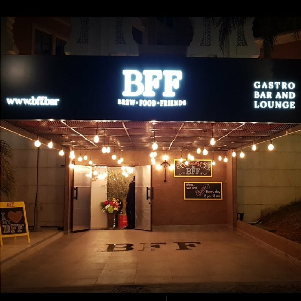 Mobilya mağazaları Casa Shamuzzi, Dubai, foto