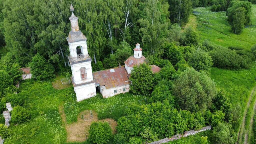 Ortodoks kiliseleri Tserkov Nikolaya Chudotvortsa V Sobolevo, Kostromskaya oblastı, foto