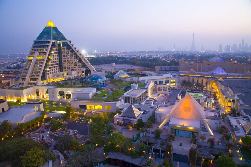 Emlak ofisi Middle East Real Estate, Dubai, foto