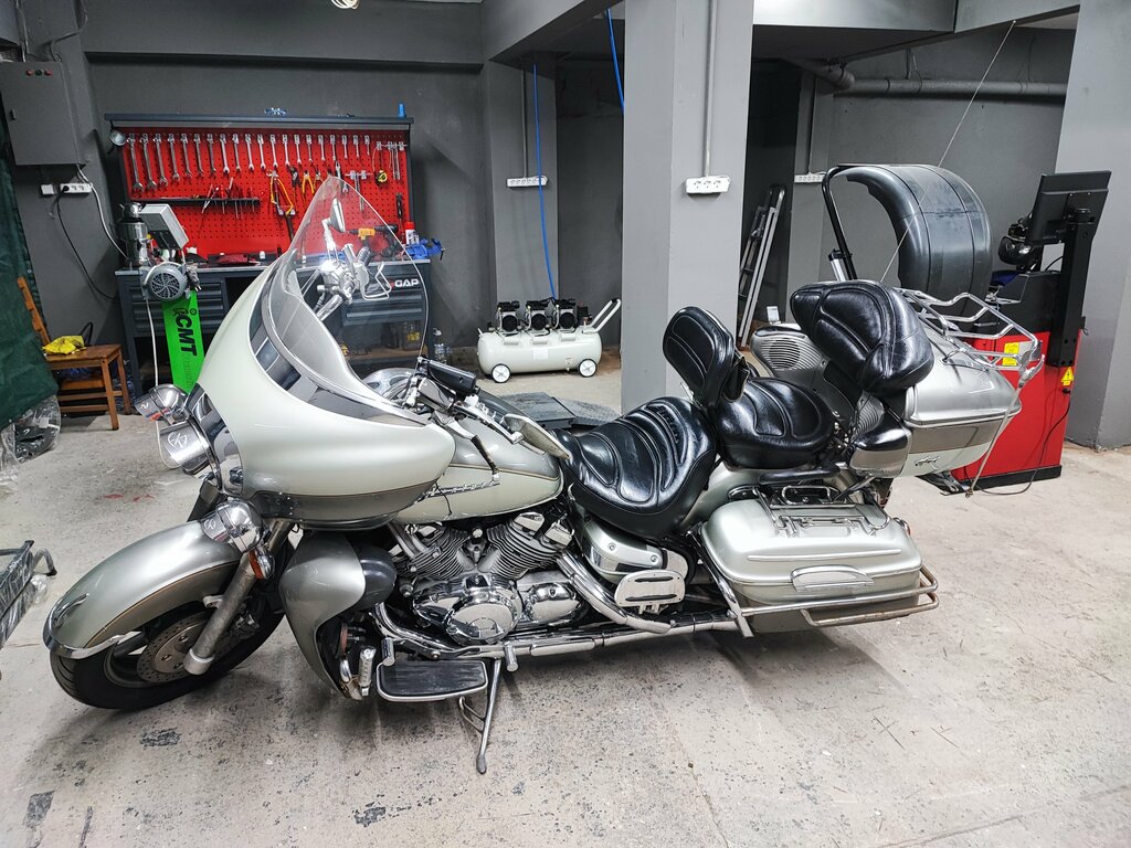 Motosiklet tamiri Mahzen Motor, İstanbul, foto