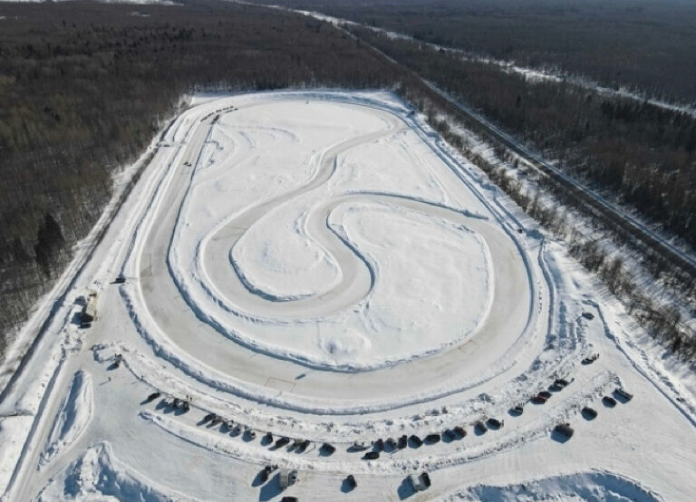 Motosiklet pisti Центр технических видов спорта Адреналин, Vologodskaya oblastı, foto