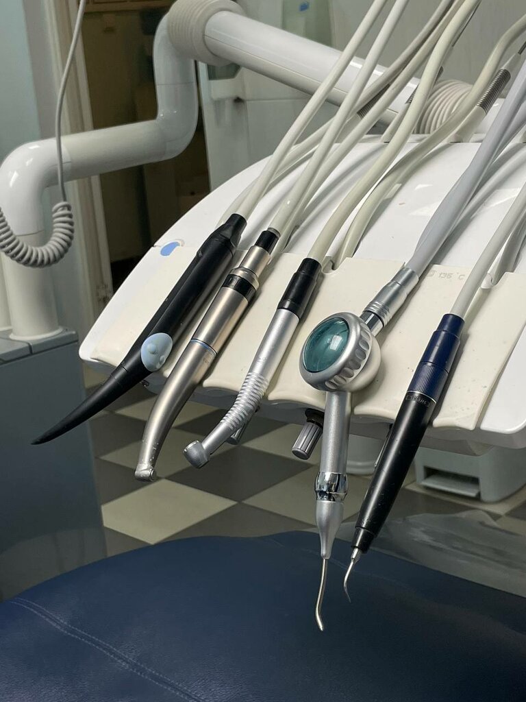 Özel ağız ve diş sağlığı klinikleri ve muayenehaneleri Stomatologiya, Krasnodar, foto