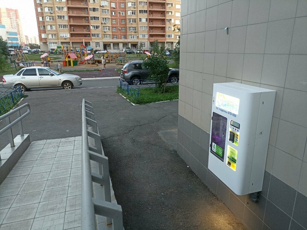 Su satışı Вода, киоск питьевой воды, Orenburg, foto