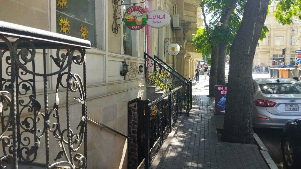 Kafe Şəki pitisi, Bakü, foto