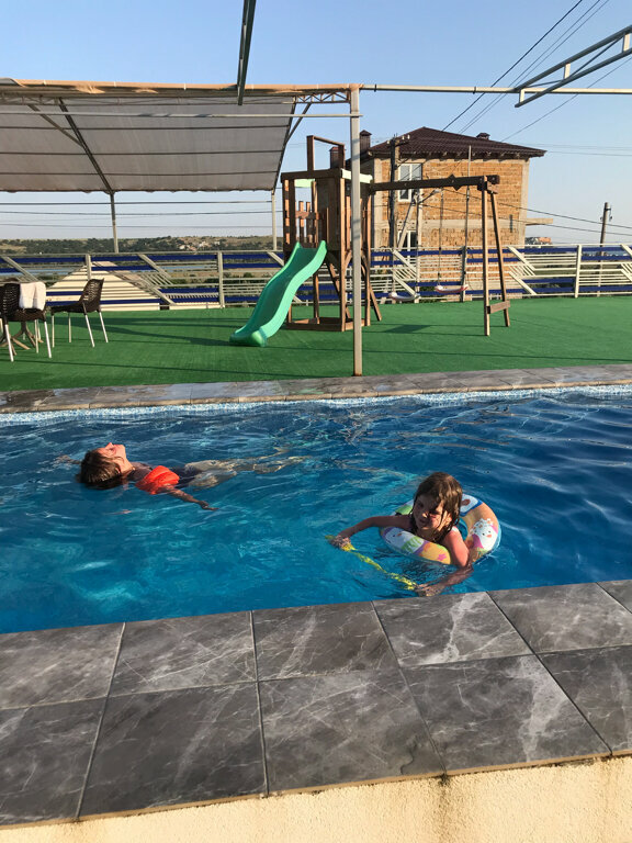 Otel Kaskadnyi, Sevastopol, foto