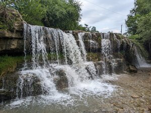 Lermontovsky (Stavropol Territory, gorodskoy okrug Kislovodsk, reka Olkhovka), şelale  Kislovodsk'tan