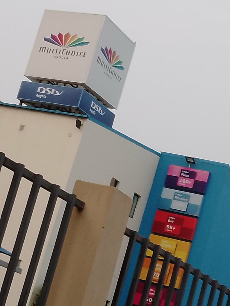 Televizyon kanalları Multichoice, Loanda, foto