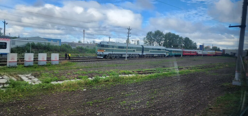 Teknoloji anıtı Грузовой тепловоз 2ТЭ121-026, Saint‑Petersburg, foto