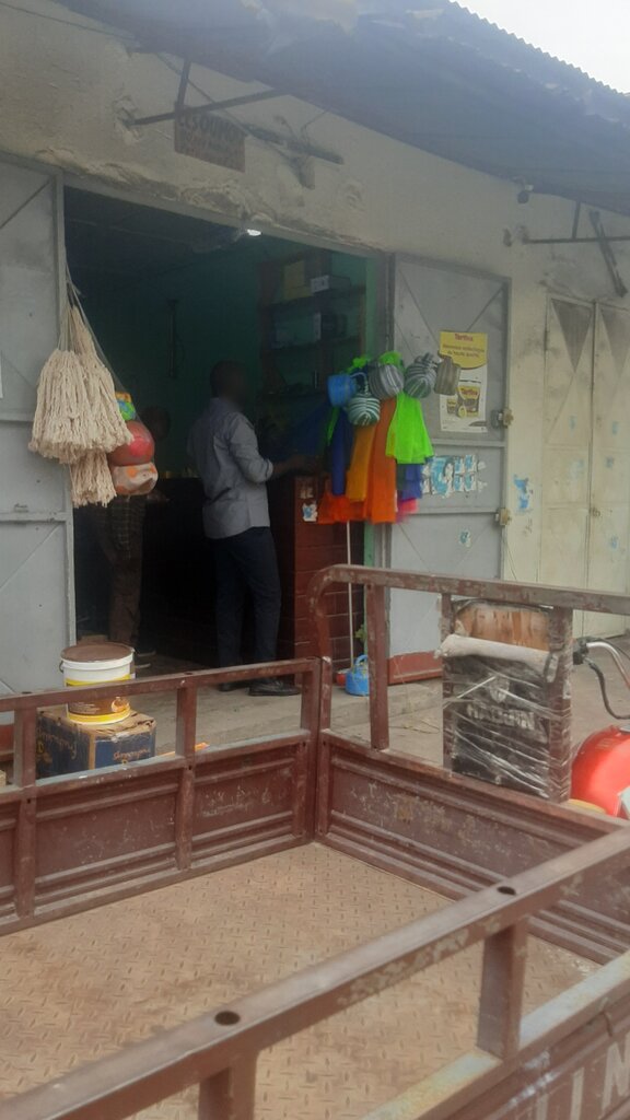 Ev personeli Ets Oumo, Brazzaville, foto