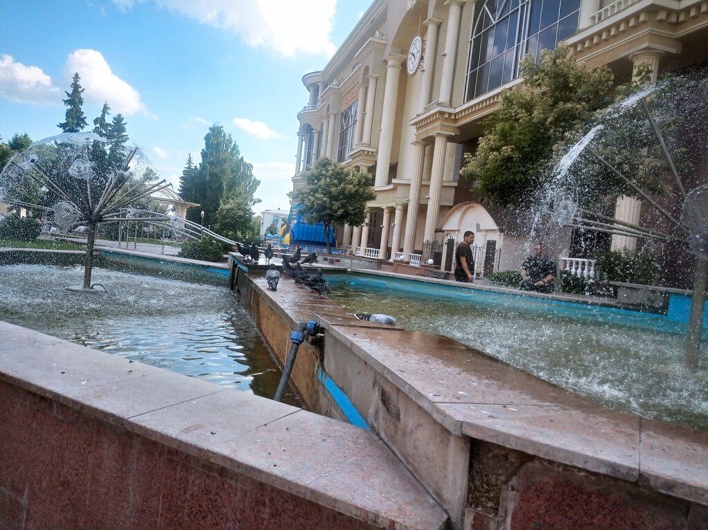 Çeşme Музыкальный фонтан, Kursk, foto