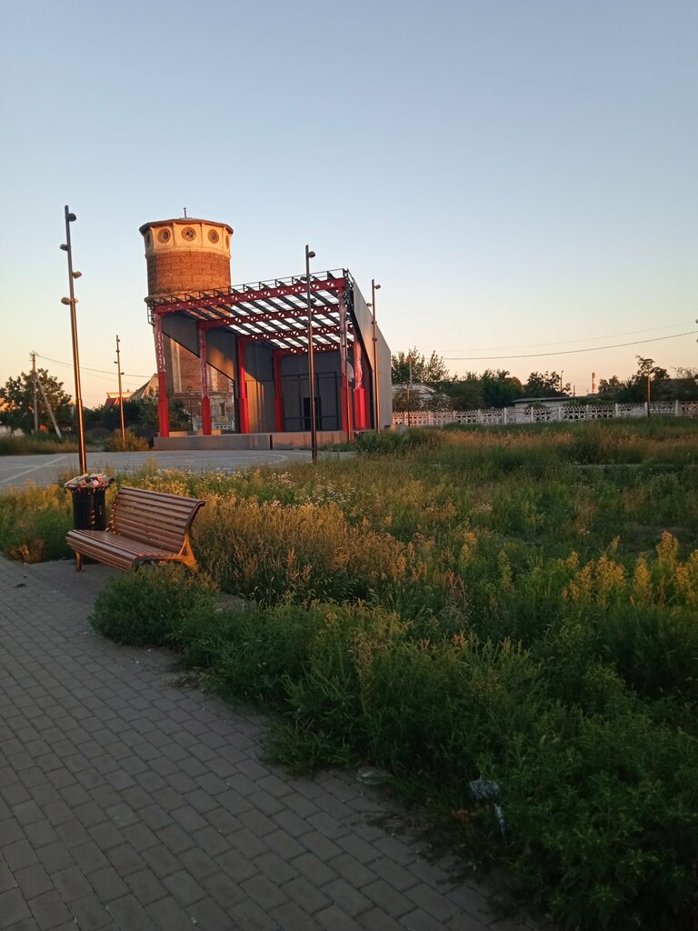 Kültür ve eğlence parkları Локомотивный сквер, Stariy Oskol, foto