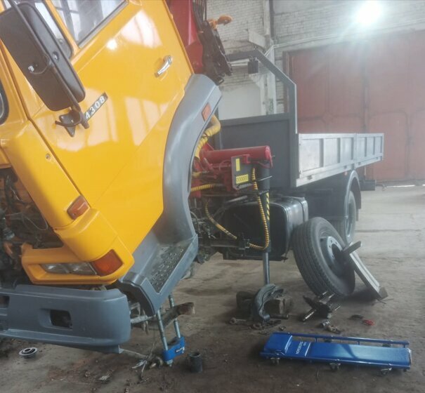 Otomobil servisi Track сервис Джипиэс, Saint‑Petersburg ve Leningradskaya oblastı, foto