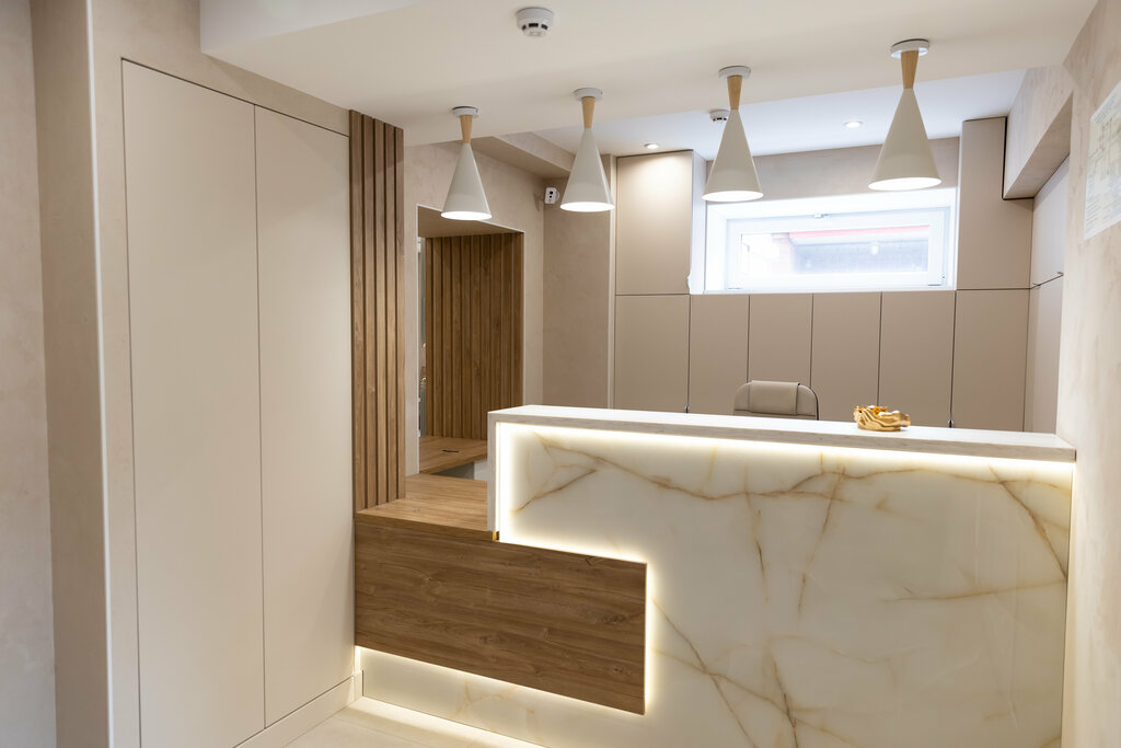 Özel ağız ve diş sağlığı klinikleri ve muayenehaneleri Simon, Tomsk, foto