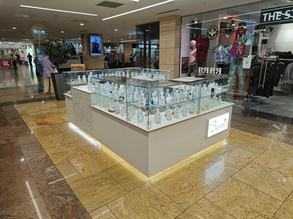 Kozmetik ve parfümeri mağazaları Royal oil, Moskova, foto