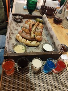 Korova na bochke (Karla Marksa Avenue No:18к7, Omsk), restoran  Omsk'tan