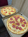 Mazza Pizza and Xonim (No:49, 3-mitti-tumani), kafe  Karşı'dan