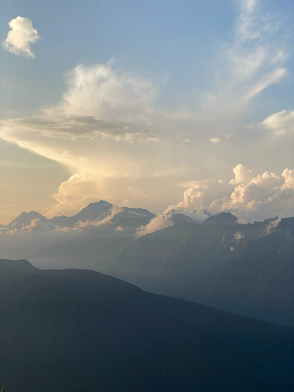 Dağ zirvesi Высота 1971 метр, Soçi, foto