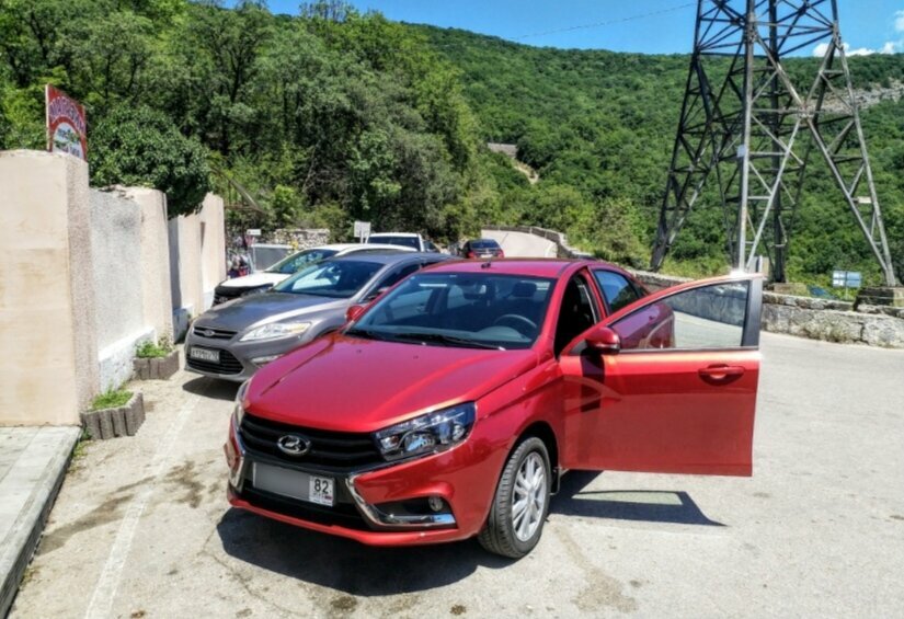 Taksi Garage, Kırım Cumhuriyeti, foto