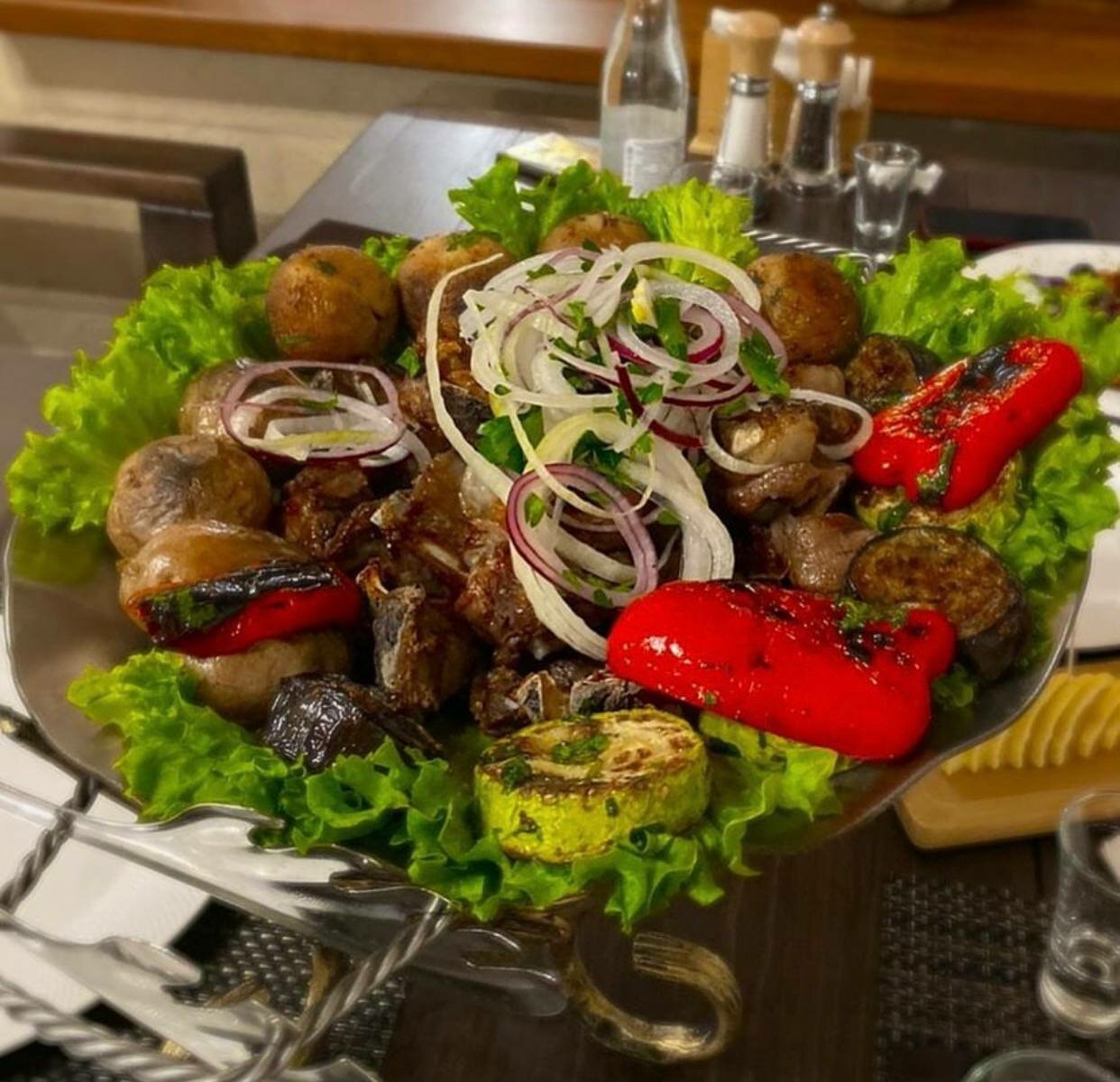 «Где поесть шашлык в Черкесске» фото материала