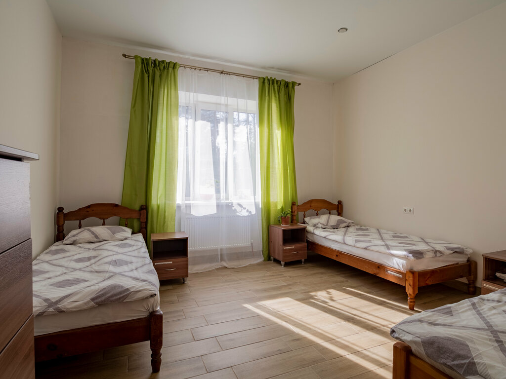 Huzurevi, bakımevi Нонни Групп, Koroliov, foto