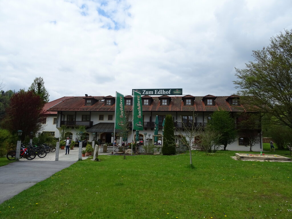 Restoran Landgasthof Zum Edlhof, Bavyera, foto