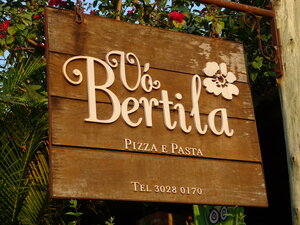 Vó Bertila – Pizza & Pasta (Estado do Paraná, Mesorregião do Oeste Paranaense, Microrregião de Foz do Iguaçu, Município Foz do Iguaçu), pizzacılar  Foz do Iguaçu'dan