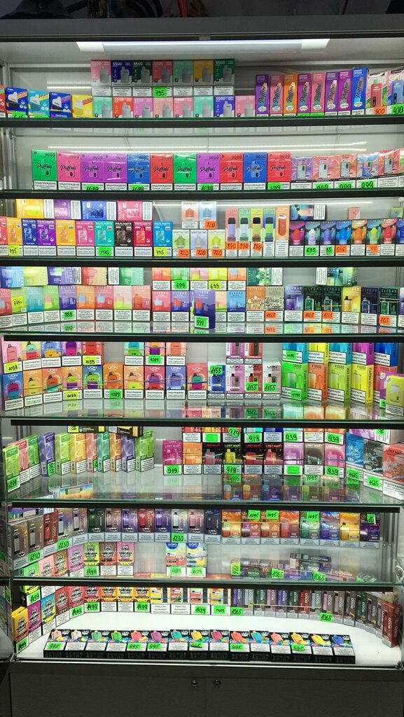 Tütün, sigara mağazaları World of Tabacco, Moskova, foto