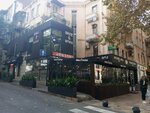Grill more (Ilia Chavchavadzis gamziri No:10), kafe  Tiflis'ten