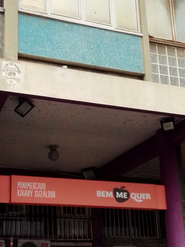 Market Bem me Quer Kaiaby Suzaldor, Loanda, foto