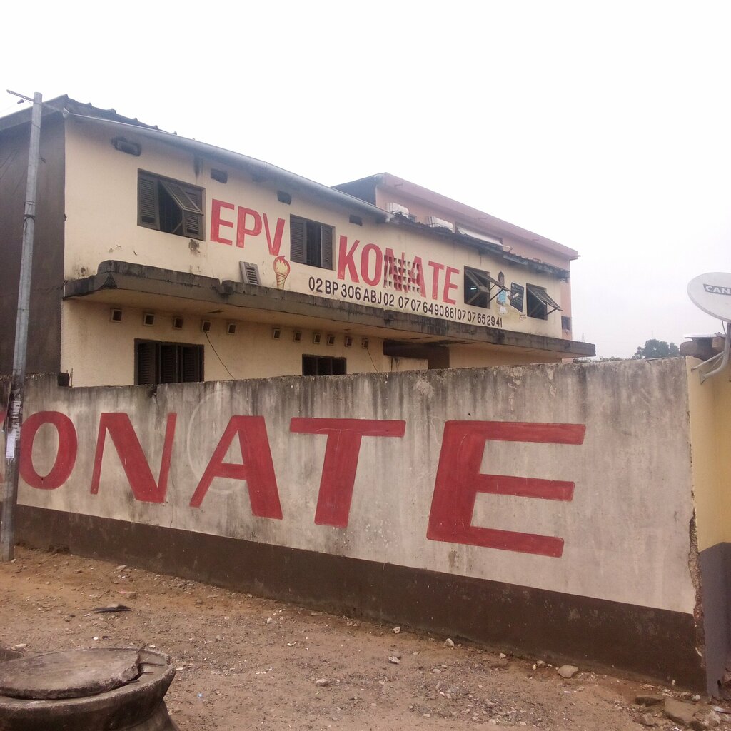 Ortaokul Konate School Group, Abican, foto