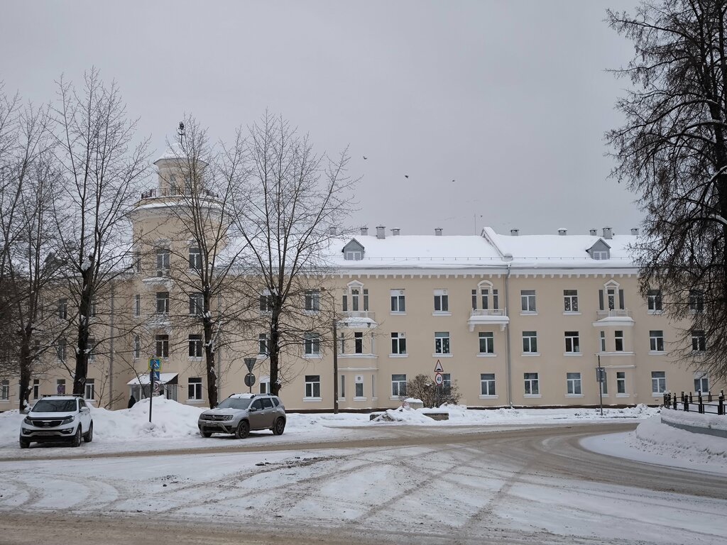 Poliklinikler Gauz Pk Krasnokamskaya TsRP, Krasnokamsk, foto
